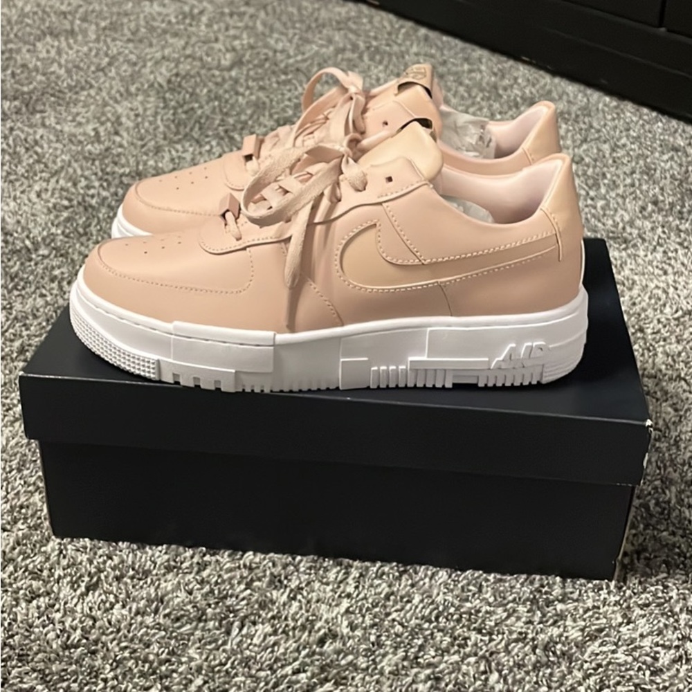 Nike Air Pixels 10.5 Tan Shoes - Gem